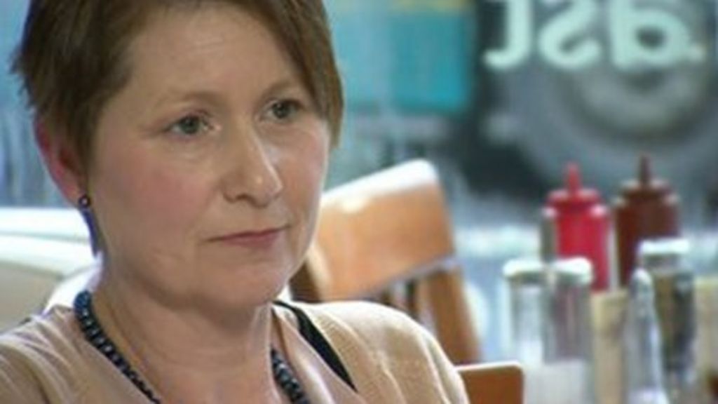 Julie Bailey's quest to 'cure the NHS' - BBC News