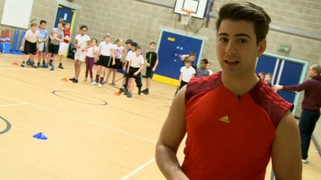 Ricky investigates your PE lessons - BBC Newsround
