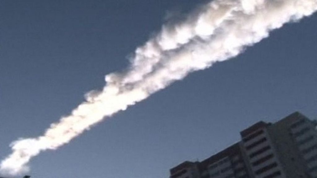 Meteor shower blows out windows in Russia - BBC News
