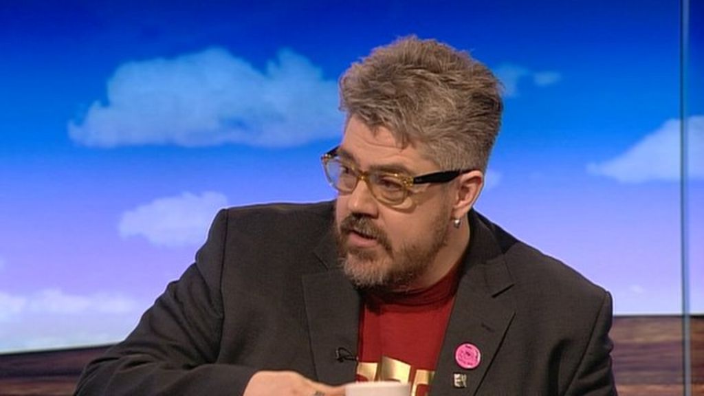 Phill Jupitus on playing Conservative in Coalition play - BBC News