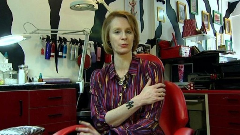 Westminster political news review with Anne McElvoy - BBC News