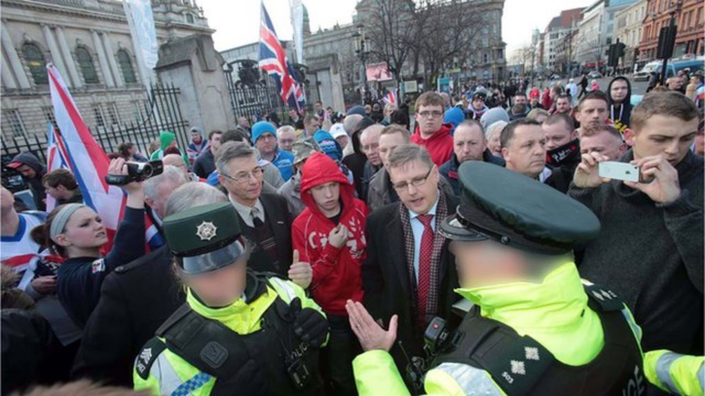 Loyalist flag protest campaigner arrests - BBC News