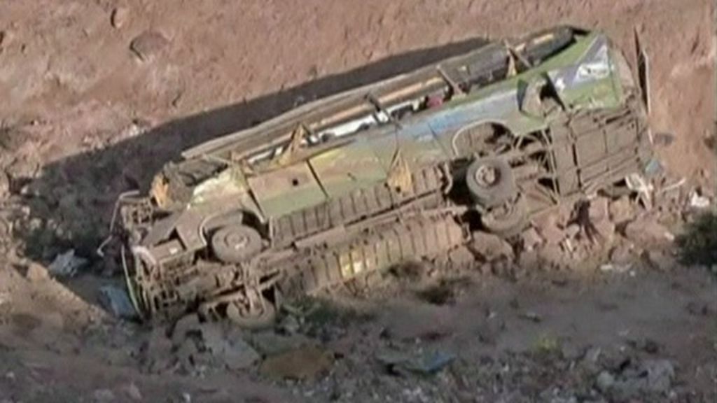 Bus plunges off cliff in Peru killing at least 14 people - BBC News