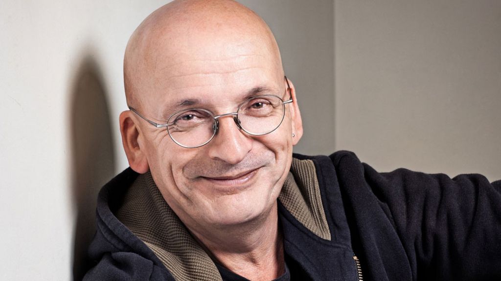 Roddy Doyle up for Carnegie Medal - BBC News