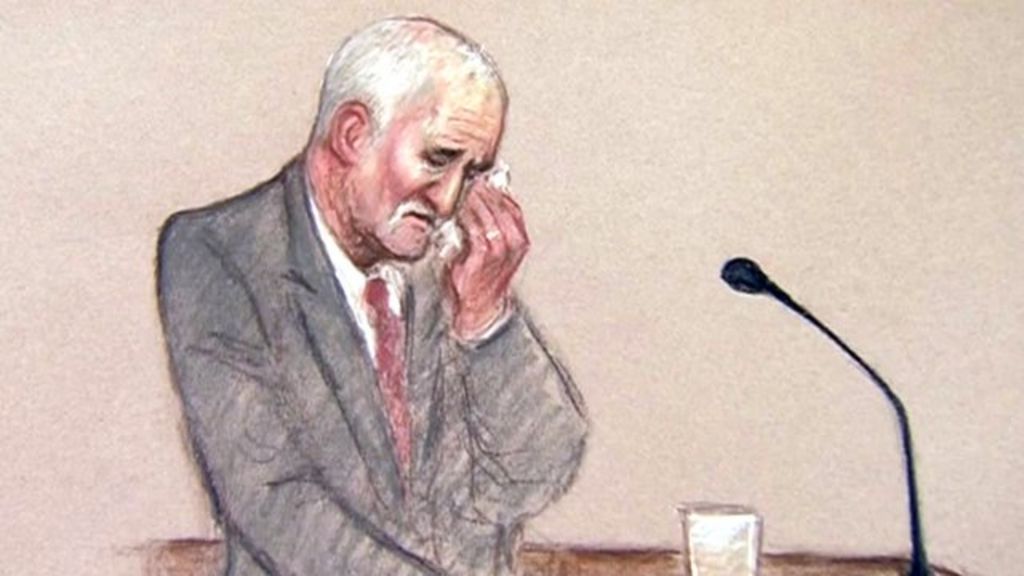 Derby fire deaths: Mick Philpott 'didn't bathe for 12 weeks' - BBC News
