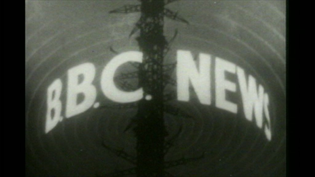 BBC TV Centre broadcasts last network news bulletins - BBC News