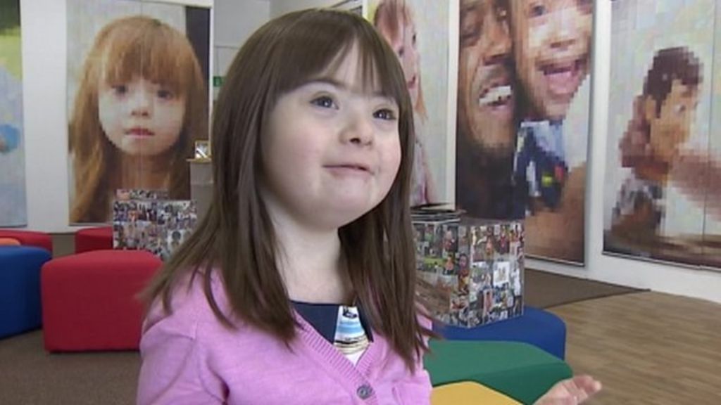 Lucy Harris stars in her own exhibition - BBC News