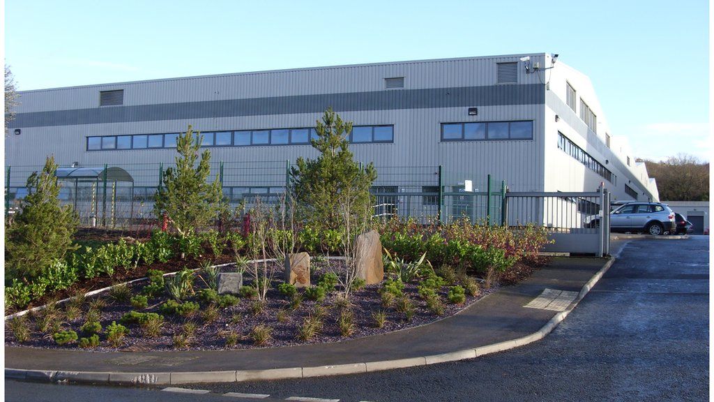 Seda's 70 jobs as packaging firm expands at Blackwood - BBC News