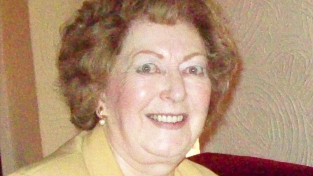 UKIP candidate Audrey Spencer's death delays Coker vote - BBC News