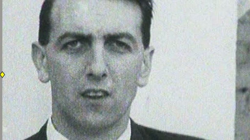 Alan Protheroe: 'A journalist to the very core' - BBC News