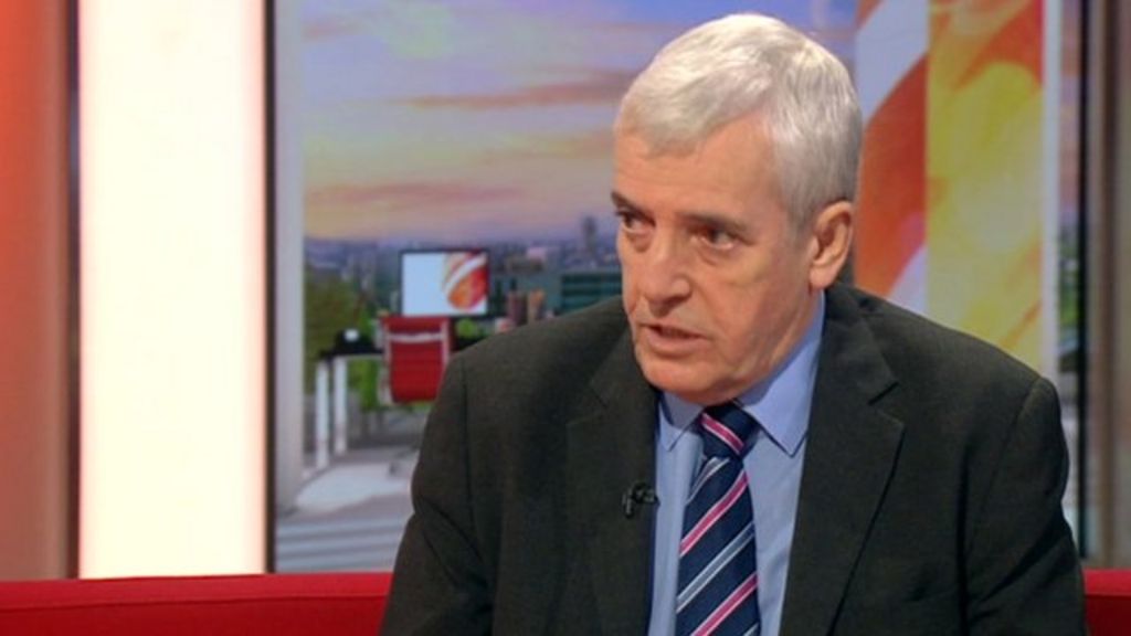 Nurses 'feel there is inadequate staffing' - BBC News