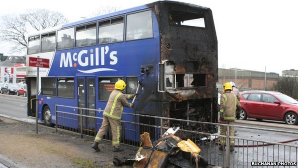 Fire crews tackle blaze on McGill's bus in Paisley - BBC News