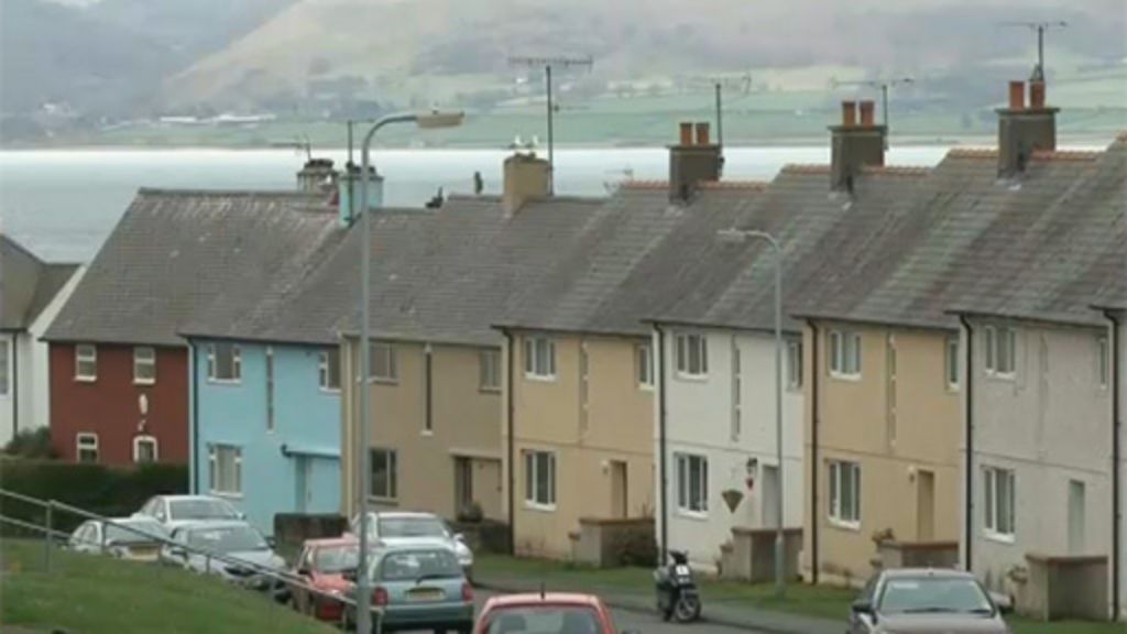 A look ahead to the Anglesey council elections next week - BBC News