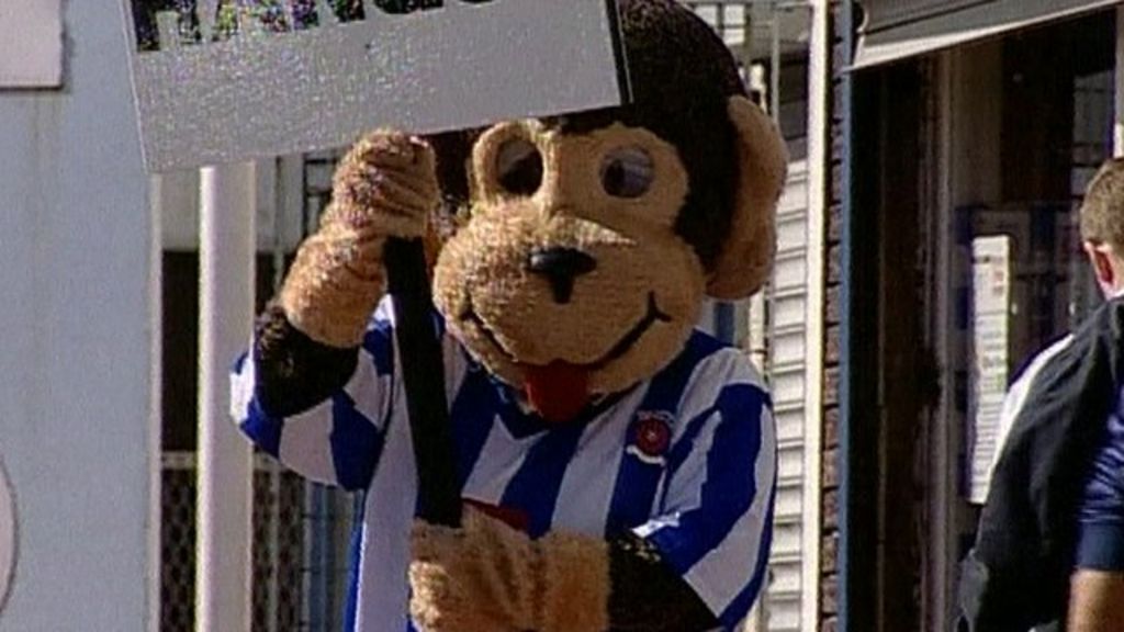 The monkey mascot who became a mayor - BBC News