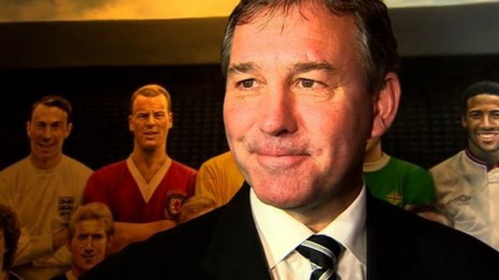 Bryan Robson pays tribute to Sir Alex Ferguson - BBC Sport