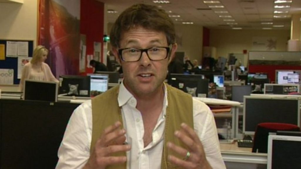 Stefan Gates tells NR why he's a fan of eating bugs - BBC Newsround