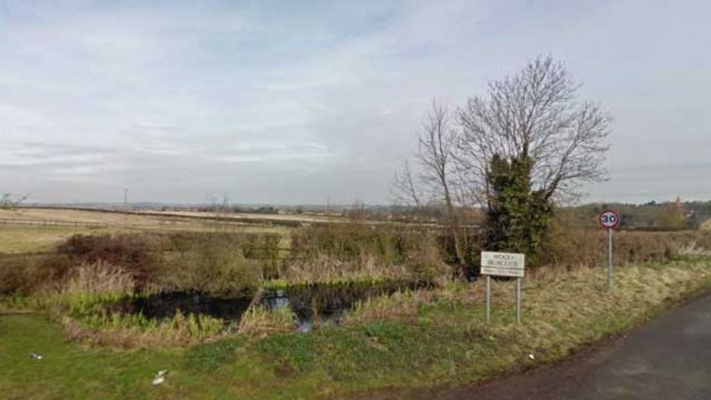 Towcester southern extension plans approved - BBC News