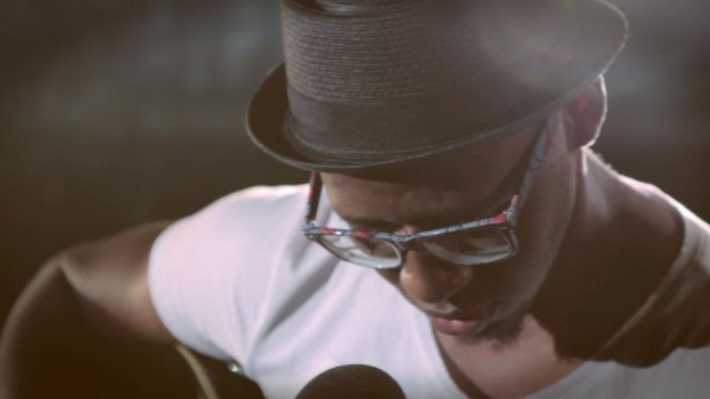 Africa Beats: Nigeria's Bez - BBC News