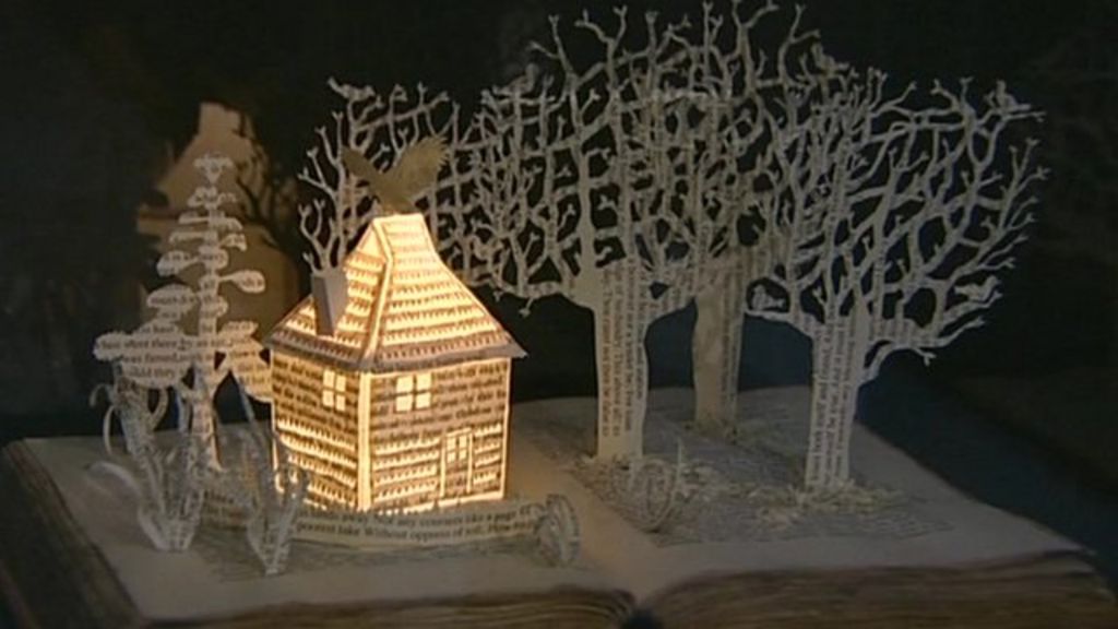 Justin Rowe transforms books into sculptures - BBC News