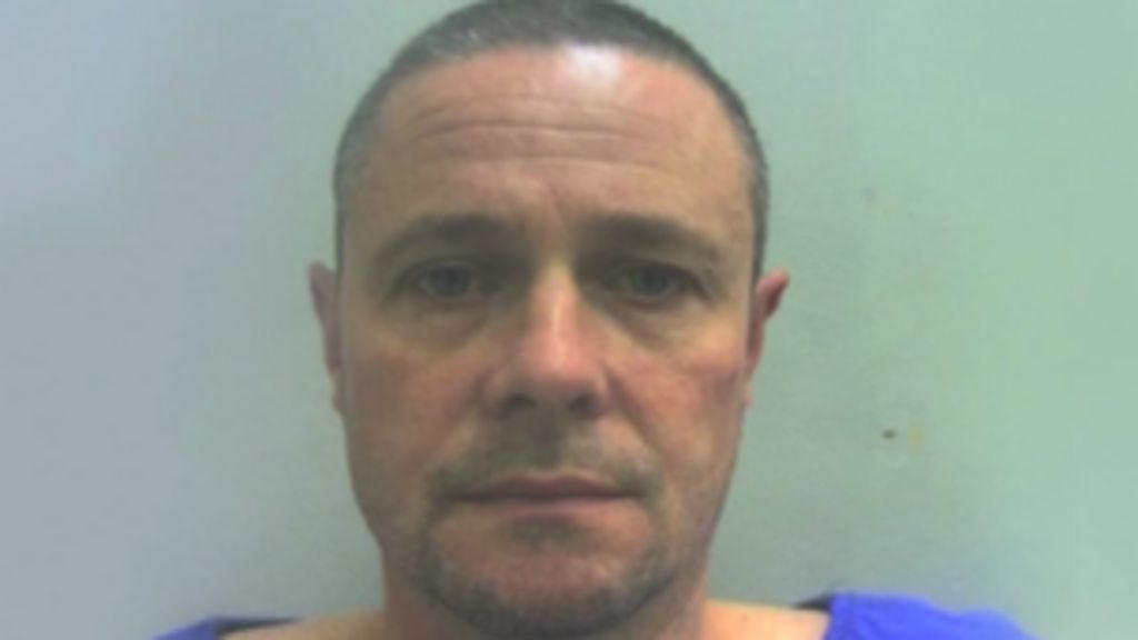 April Jones case: Jury resumes deliberations - BBC News