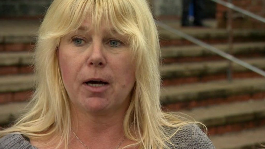 Boxer Lee Cekic jailed for attacking Joe Bath - BBC News