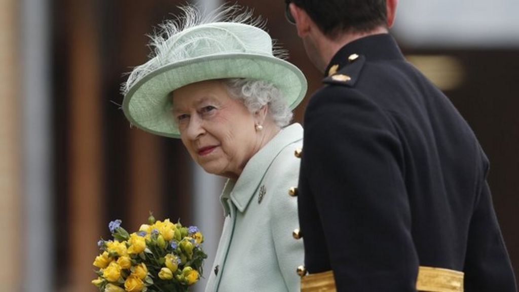 Lee Rigby death no excuse for reprisal attacks, says family - BBC News