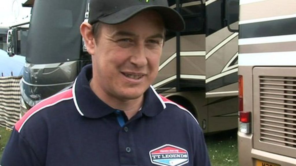 Isle of Man TT: McGuinness wants to win his 20th TT race - BBC News