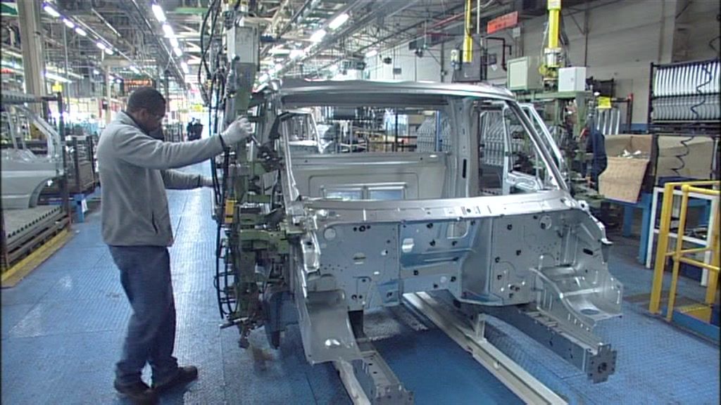 Southampton Ford workers consider their futures - BBC News