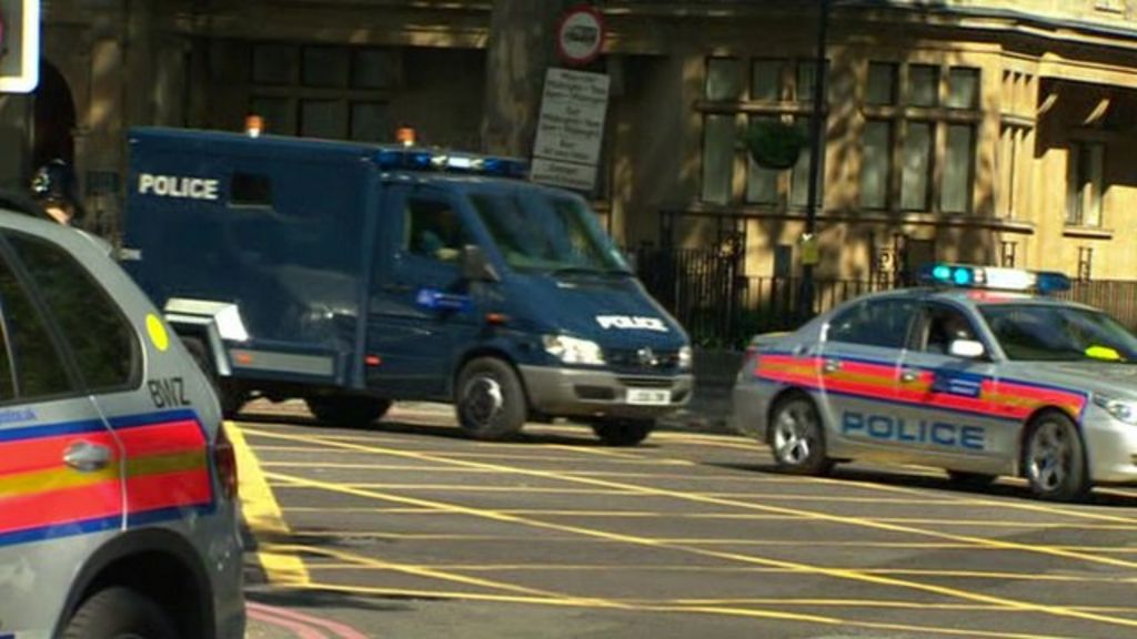 Woolwich murder suspects in court - BBC News