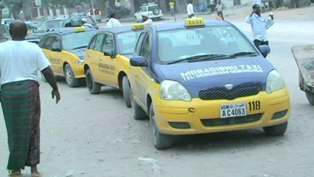 'Mogadishu Taxi' the first new Somali taxi company of its kind - BBC News
