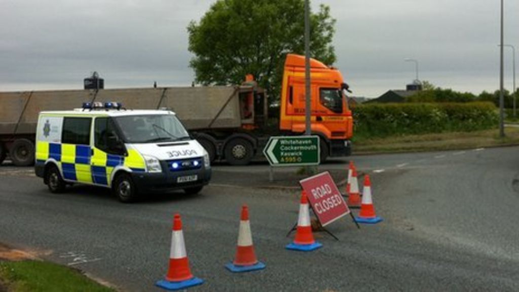 A595 Wigton crash: Car driver killed in collision - BBC News
