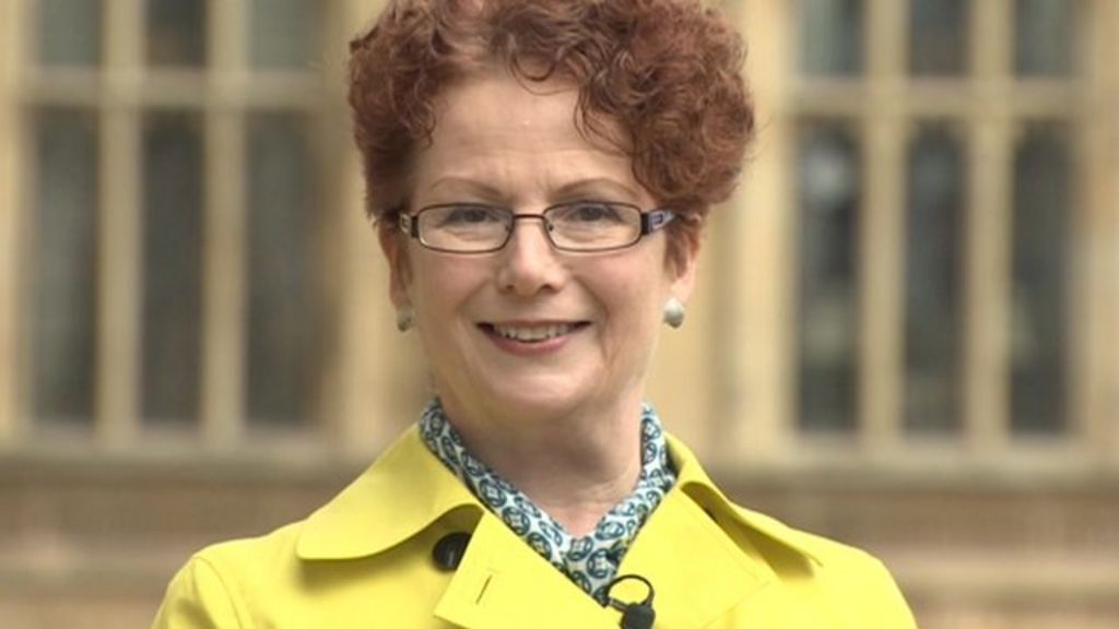 Hazel Blears, MP for Salford and Eccles, to stand down - BBC News