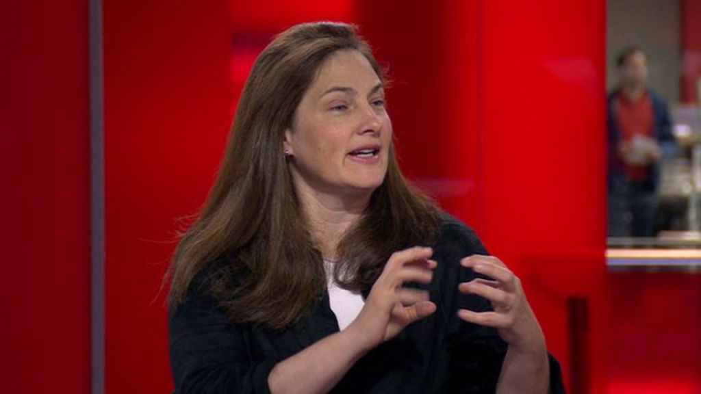 AM Homes wins Women's Prize for Fiction with 'dazzling' satire - BBC News