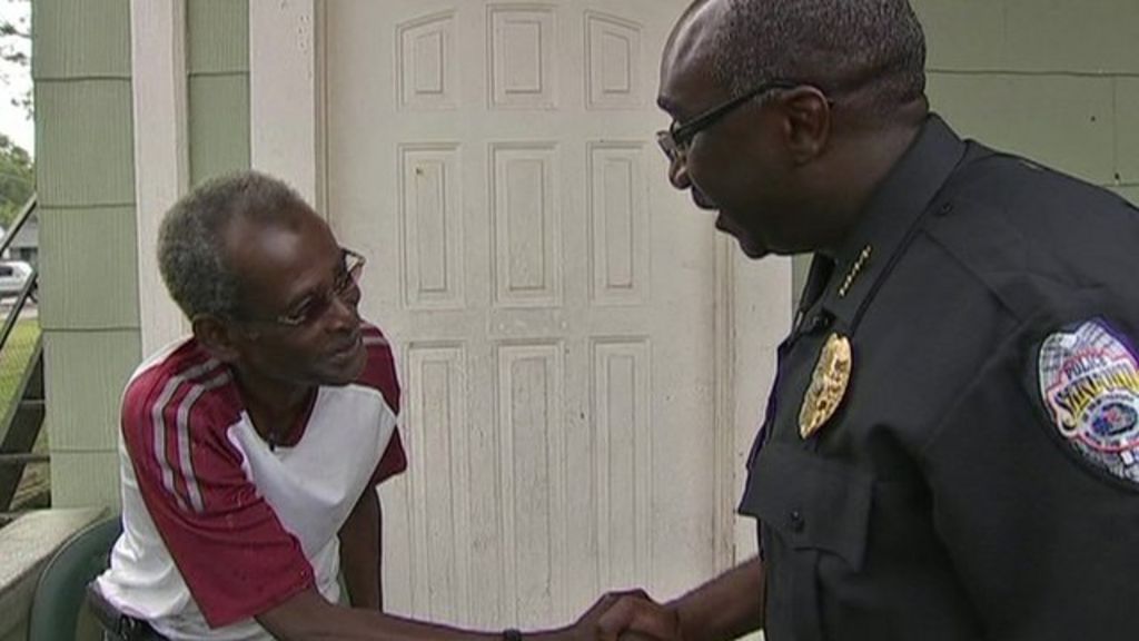 Sanford's Police Chief Cecil Smith is trying to heal a community - BBC News