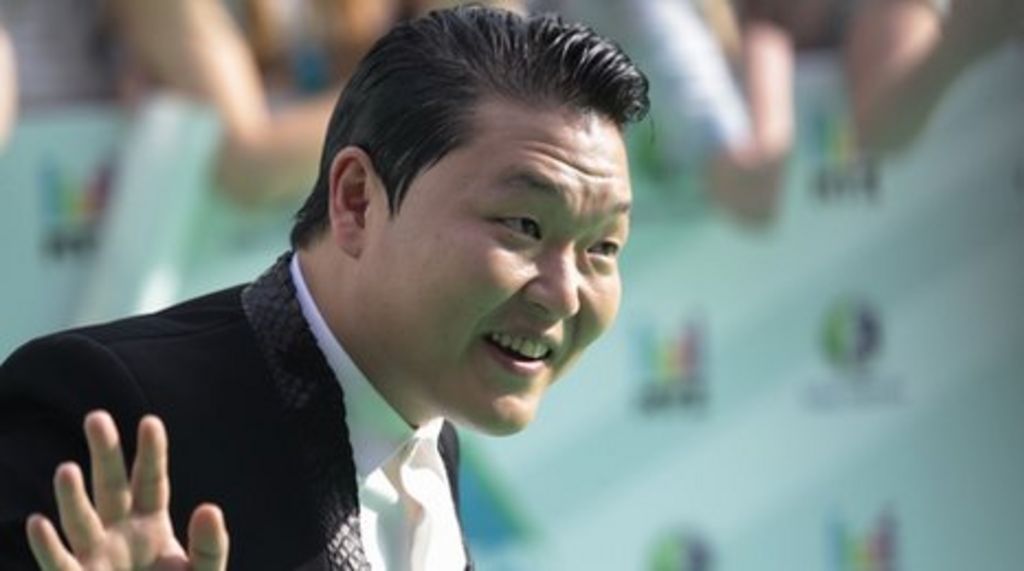 Psy says he may work with his 'idol' Robbie Williams - BBC News