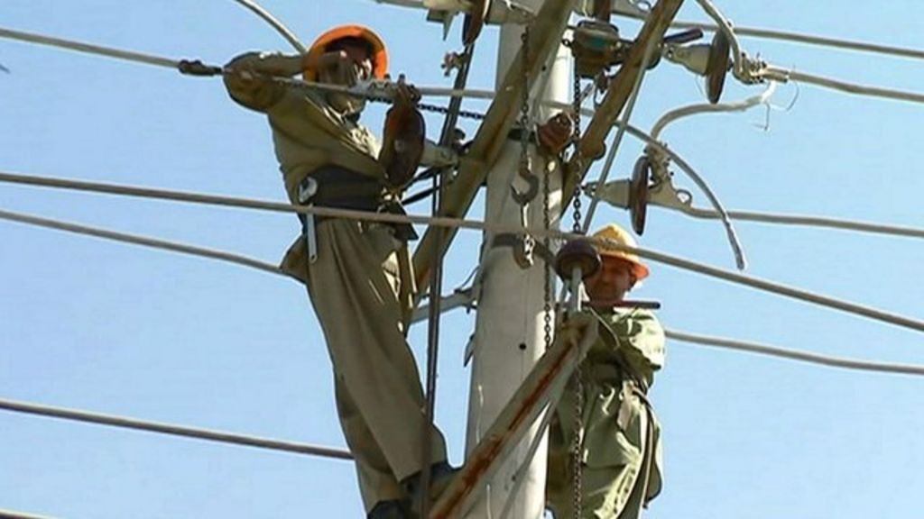 Why are Pakistan's power supply problems worsening? - BBC News