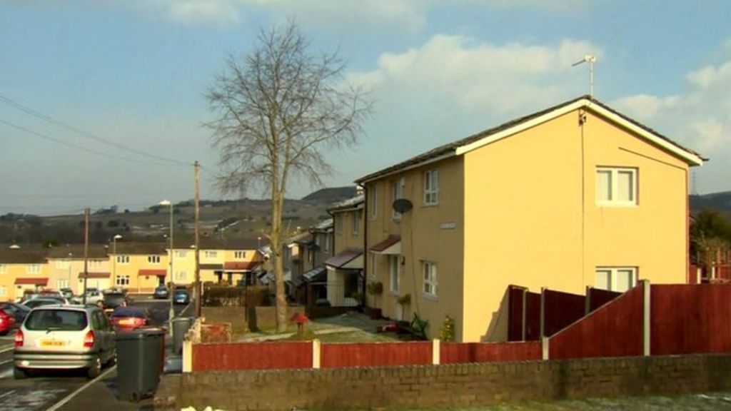 How Mottram community is coping after police murders - BBC News