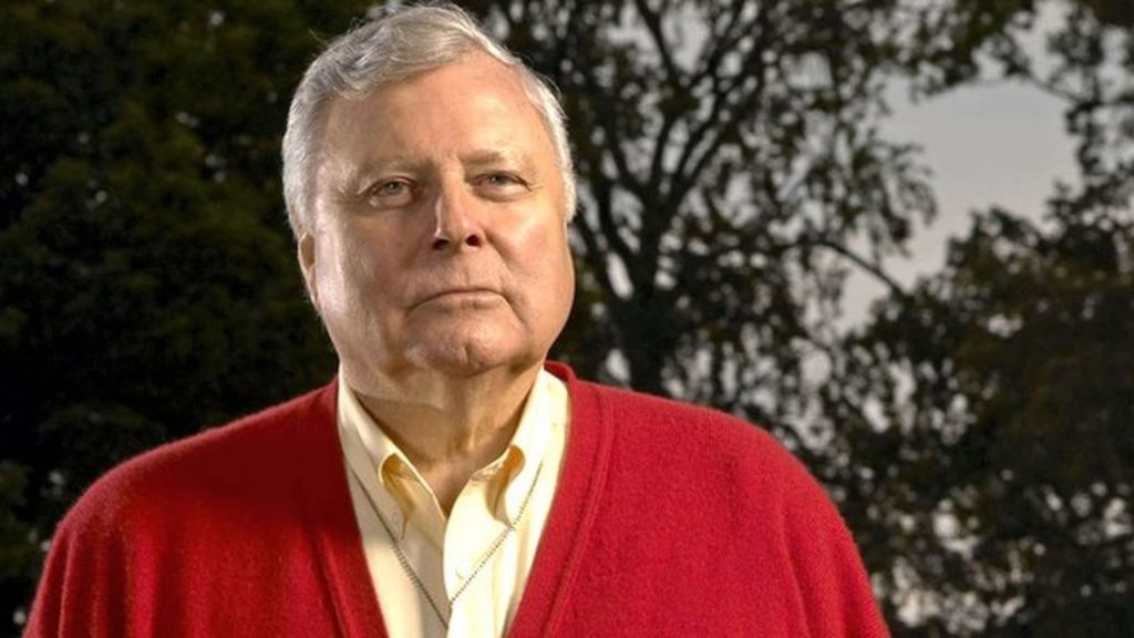Peter Alliss starts Borders Book Festival events - BBC News