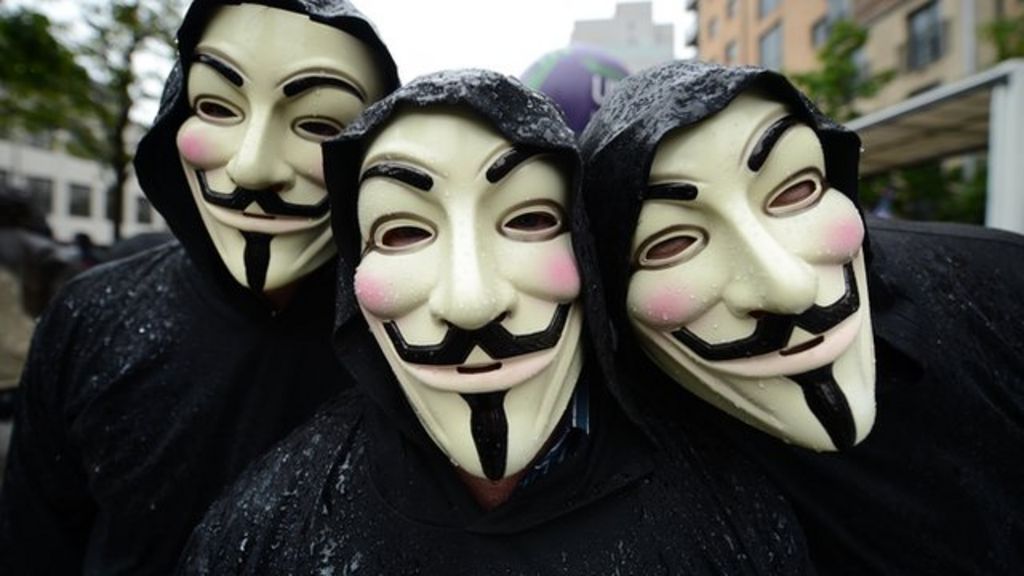 Belfast anti-G8 protest passes off peacefully - BBC News