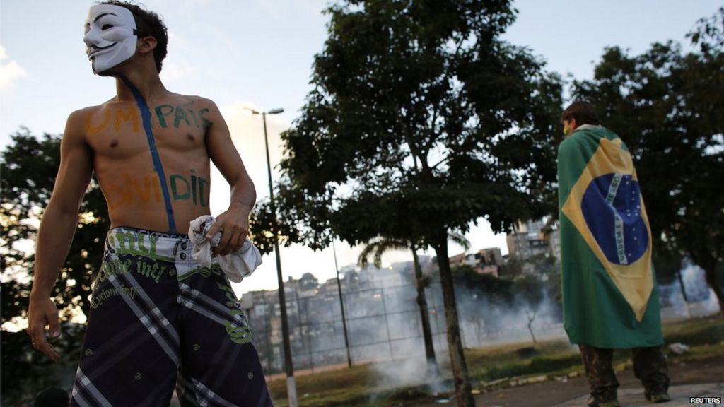 In pictures: Brazil protests - BBC News