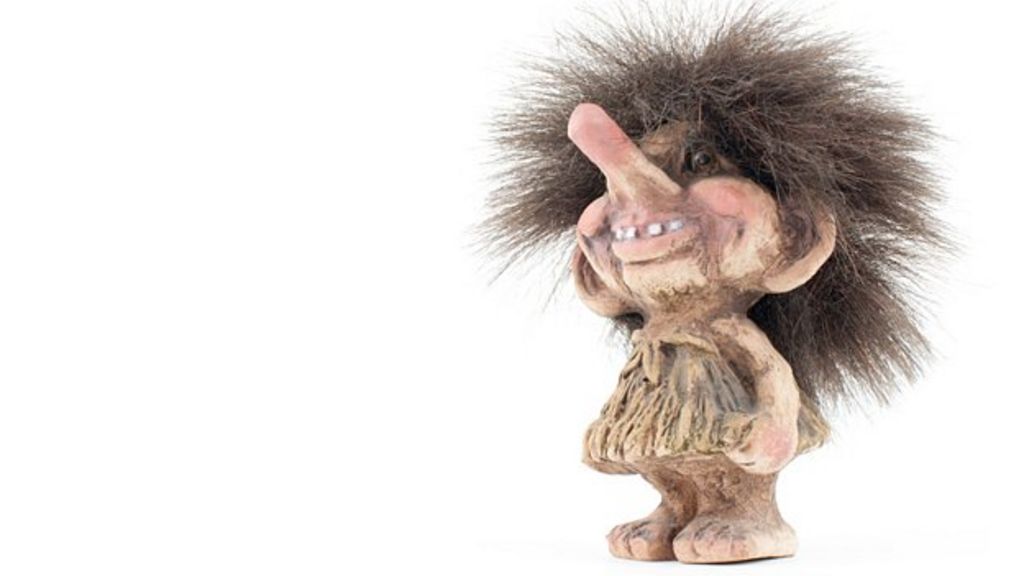 'Patent trolls' could meet their match in the crowd - BBC News