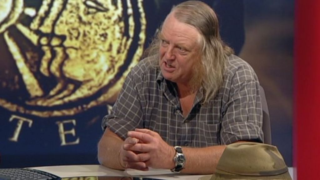 Time Team's Phil Harding in tribute to Mick Aston - BBC News