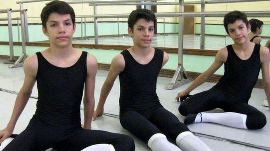 Cuba's amazing dancing identical triplets, aged 13 - BBC News