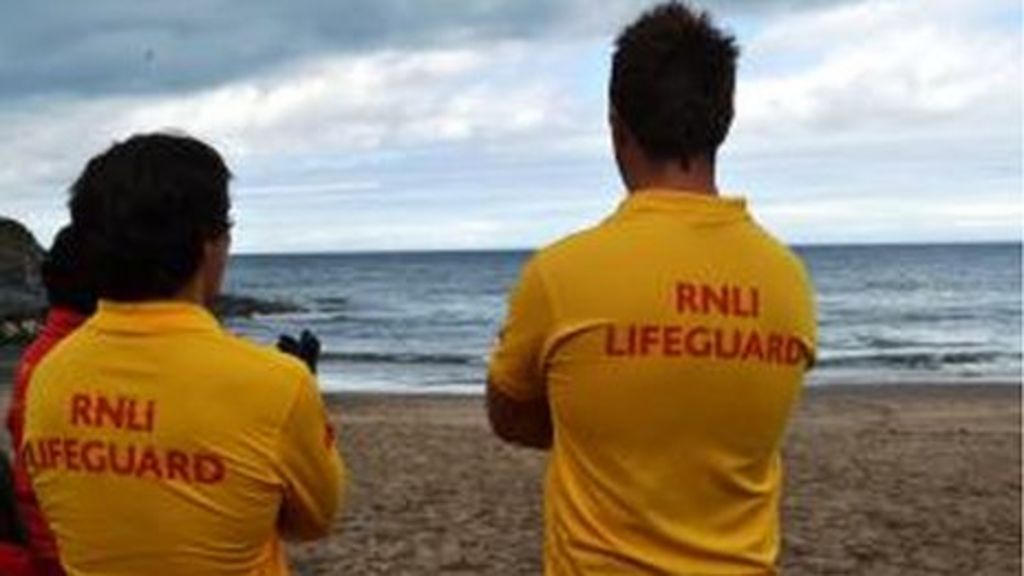RNLI lifeguards return to beaches for bank holiday - BBC News