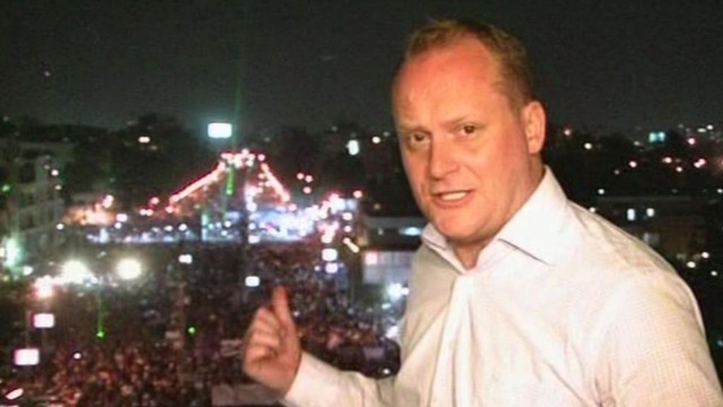 Egypt protesters return to Cairo's streets - BBC News