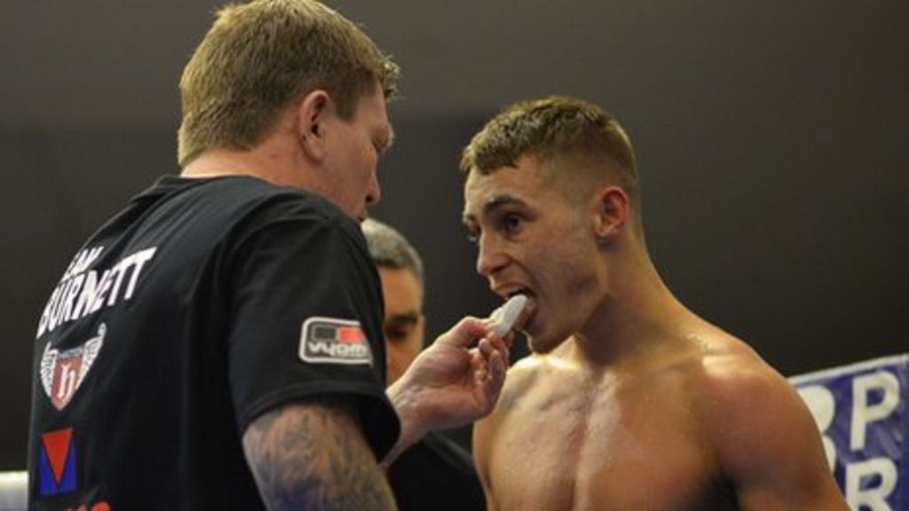 Ryan Burnett is benefitting from Ricky Hatton's experience - BBC Sport