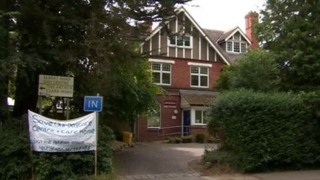 Caversham care home to close despite campaign - BBC News