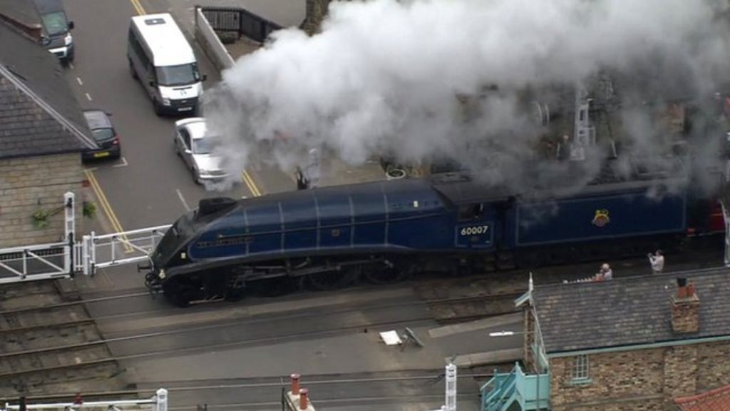 Mallard record: On board a classic A4 Class steam engine - BBC News