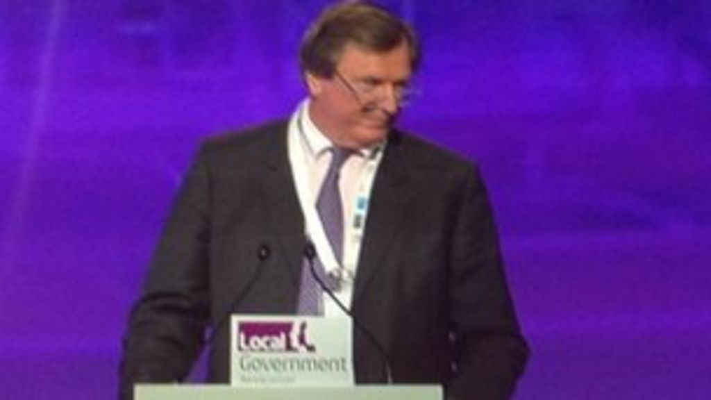 Graham Allen MP urges referendum on devolution for England - BBC News