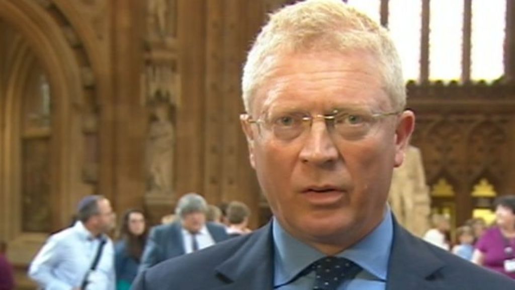 EU Referendum: Labour MP John Cryer backs Europe vote - BBC News